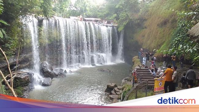 Libur Lebaran, Wisata Air Terjun Temam Lubuklinggau Dipadati Wisatawan