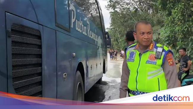 Debit Banjir Turun, Jalintim Palembang-Jambi yang Lumpuh Mulai Buka-Tutup