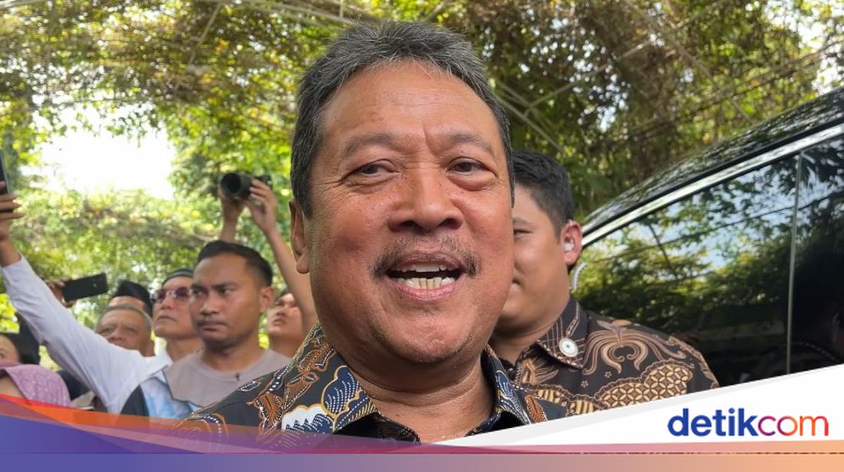 Menteri Trenggono dan Menkes Budi Temui Jokowi di Solo: Silaturahmi Eks Bos