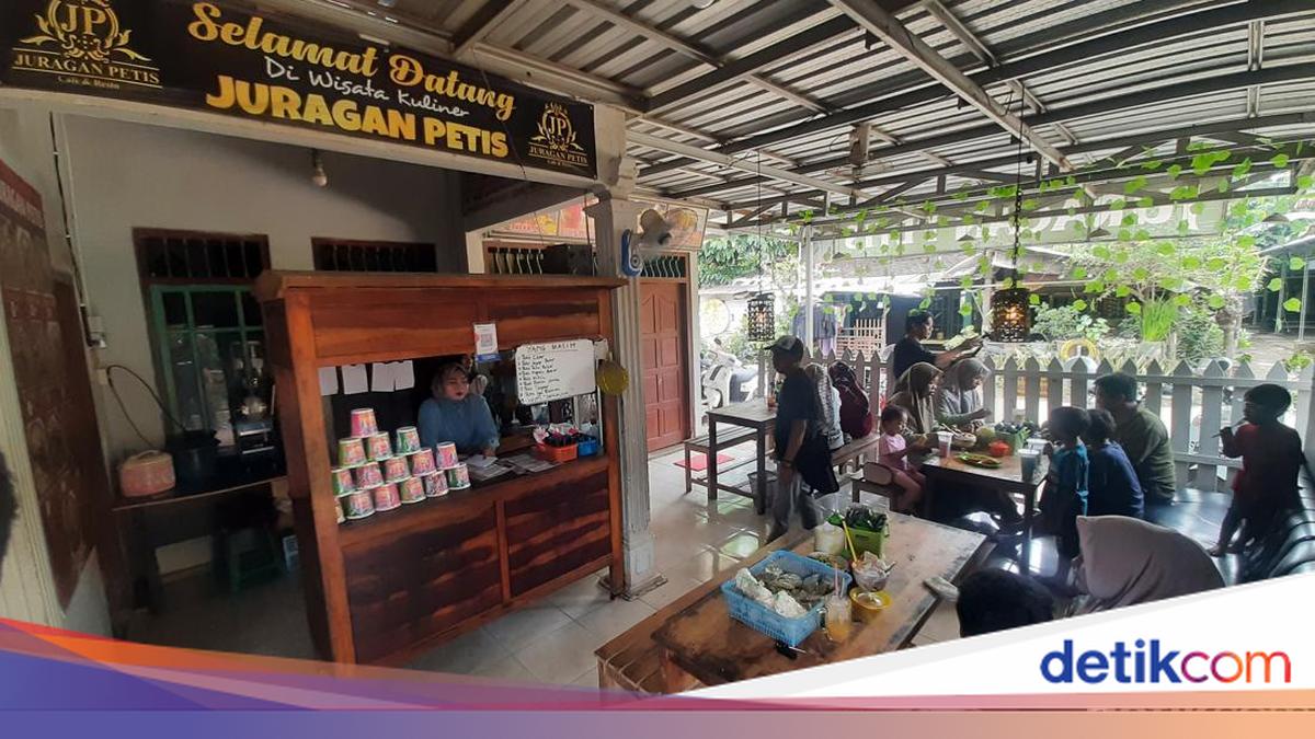 Mencecap Petis Iga Bakar Khas Pati