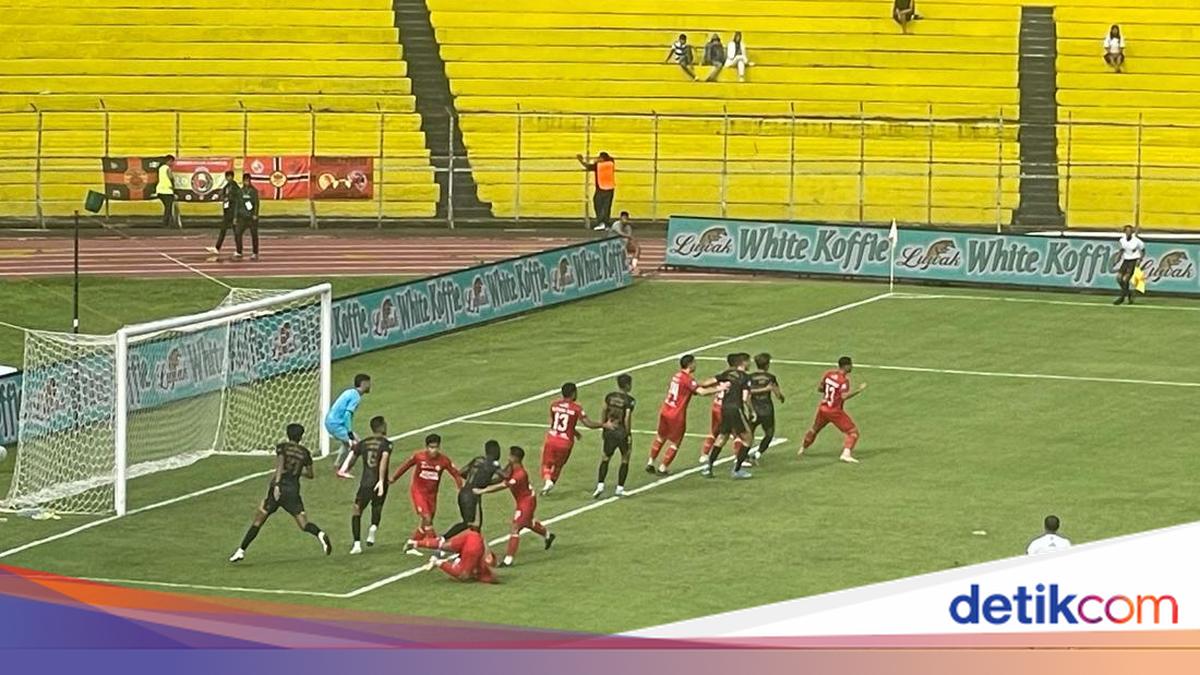 Hajar PSIS Semarang, Semen Padang Menangi Laga Duo Tim Zona Degradasi