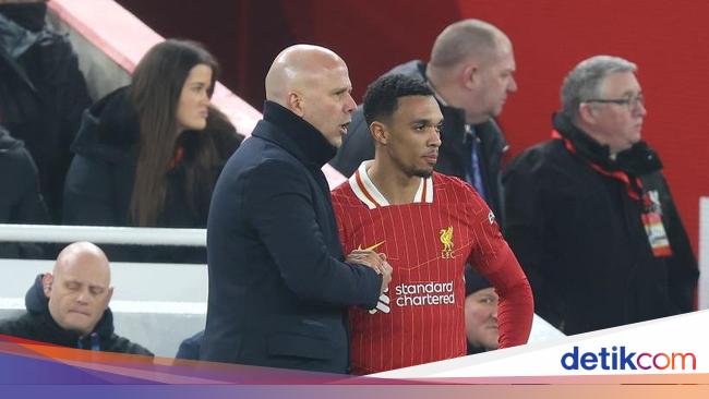 Arne Slot Tak Risau Alexander-Arnold Pergi, Yakin Temukan Pengganti