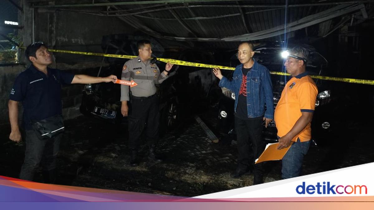Lokasi Di-police Line, Polisi Dalami Penyebab 7 Mobil Mewah Hangus Terbakar