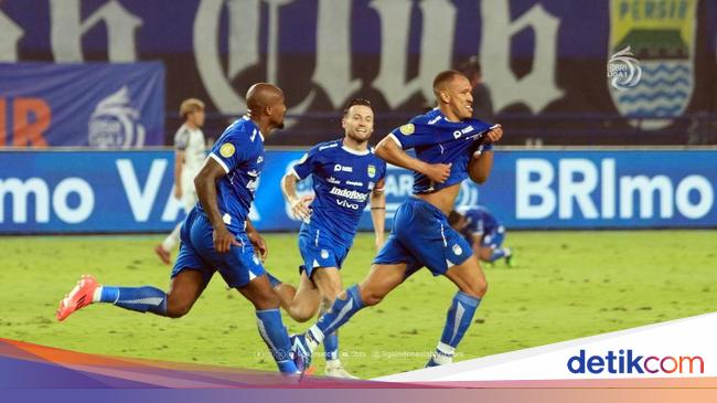 Jadwal 5 Laga Sisa Persib Bandung di Liga 1 2024/2025