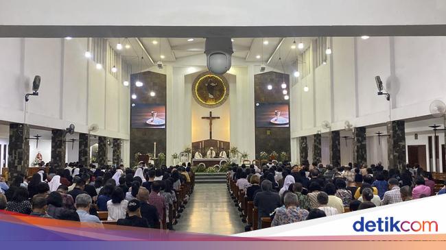 Doa Umat Katolik Sukabumi untuk Paus Fransiskus yang Telah Berpulang