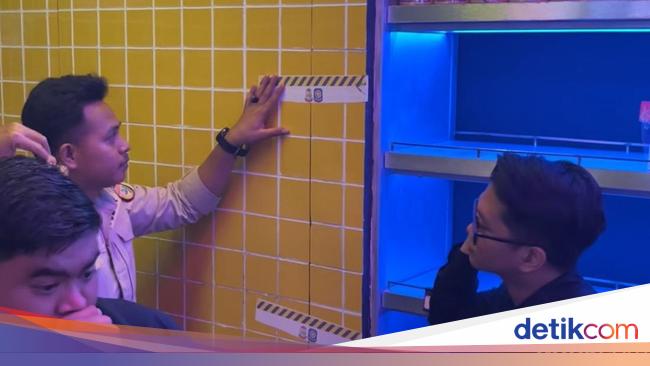 Ulah Tak Senonoh 2 Pria Ciuman di THM Helens Berujung Disegel Satpol PP