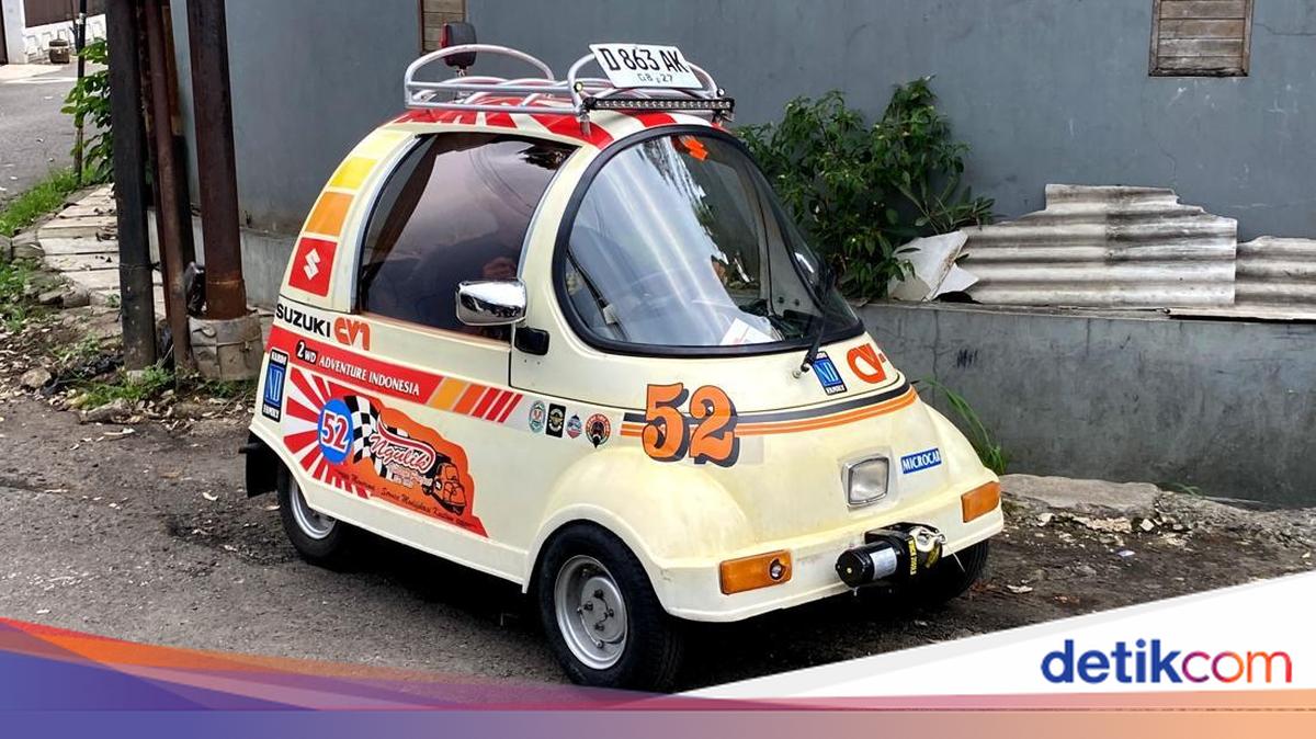 'Si Boncel' yang Viral Usai Lalu-lalang di Jalanan Bandung