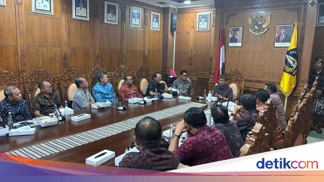 PHRI Badung Soroti Over Kapasitas Destinasi hingga Turis Nakal