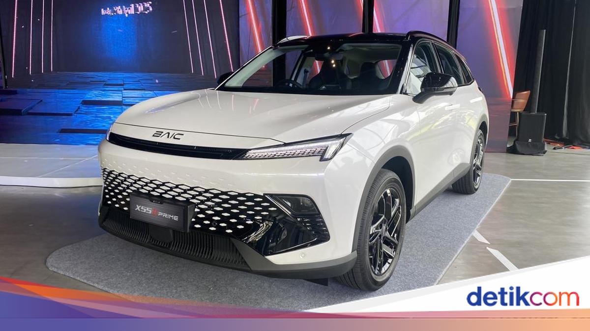 Wujud Mobil China BAIC Tanpa Emblem Beijing, Harga Lebih Murah