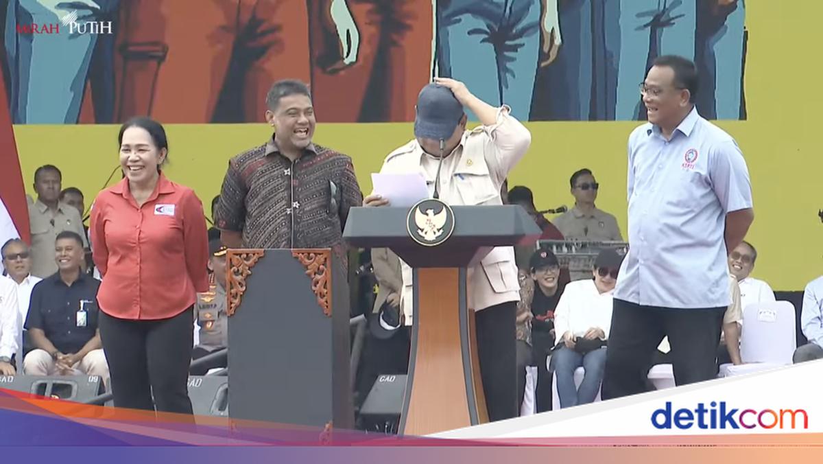 Kelakar Prabowo soal Teddy Disambut Lebih Meriah: Yang Presiden Gue Nih