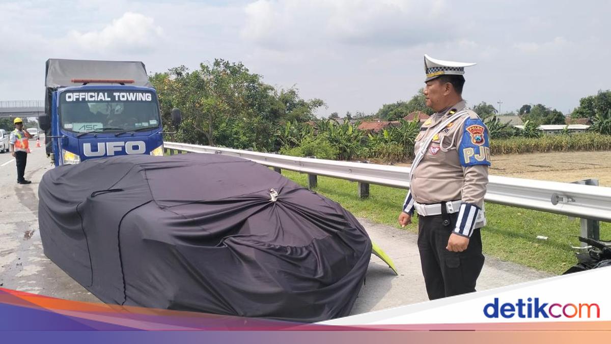 Ini Dugaan Penyebab Kecelakaan Lamborghini CEO Triv di Tol Jombang