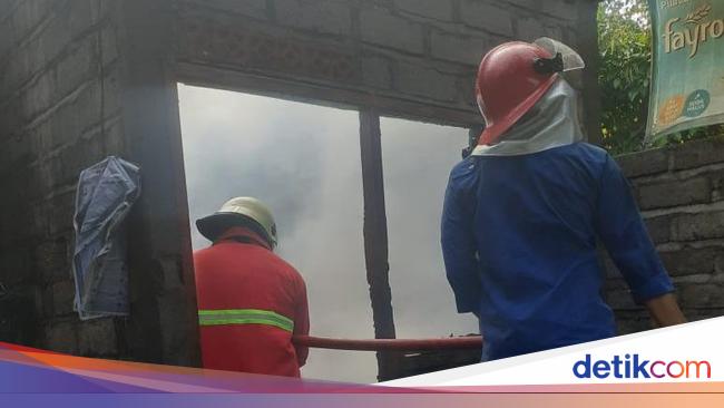 Rumah Warga Jembrana Terbakar gegara Api Dupa, Sertifikat Tanah-Emas Hangus