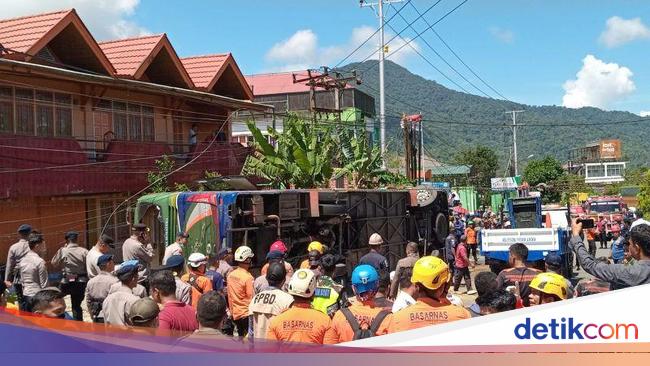 12 Penumpang Tewas, Begini Kondisi Sopir Bus Terguling di Padang Panjang