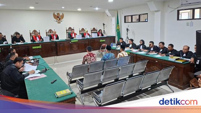 Kadis Akui Setor Rp 195 Juta ke Rohidin Mersyah untuk Pertahankan Jabatan