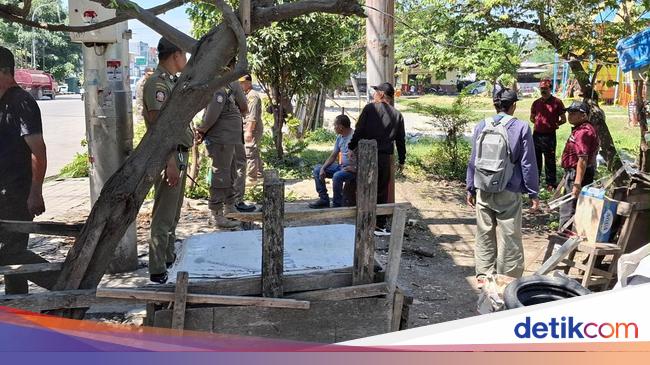 Akan Dibangun Fasilitas PON, Pemprov NTT Bongkar 20 Lapak PKL di Kupang