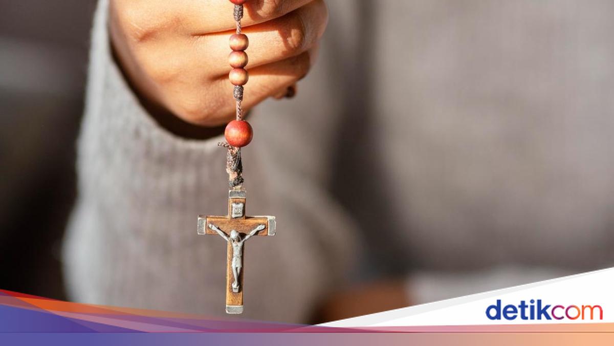 Susunan Doa Rosario Hari Selasa, 21 Oktober 2025: Peristiwa Sedih