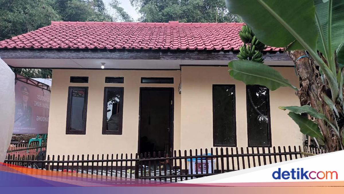 Senyum Neng Susi, Rumah yang Rusak Akibat Gempa Kini Diperbaiki