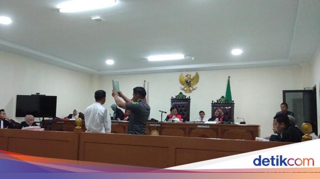 Eks Honorer UIN Makassar Ngaku Sempat Tak Tahu Uang dari Ibrahim Palsu
