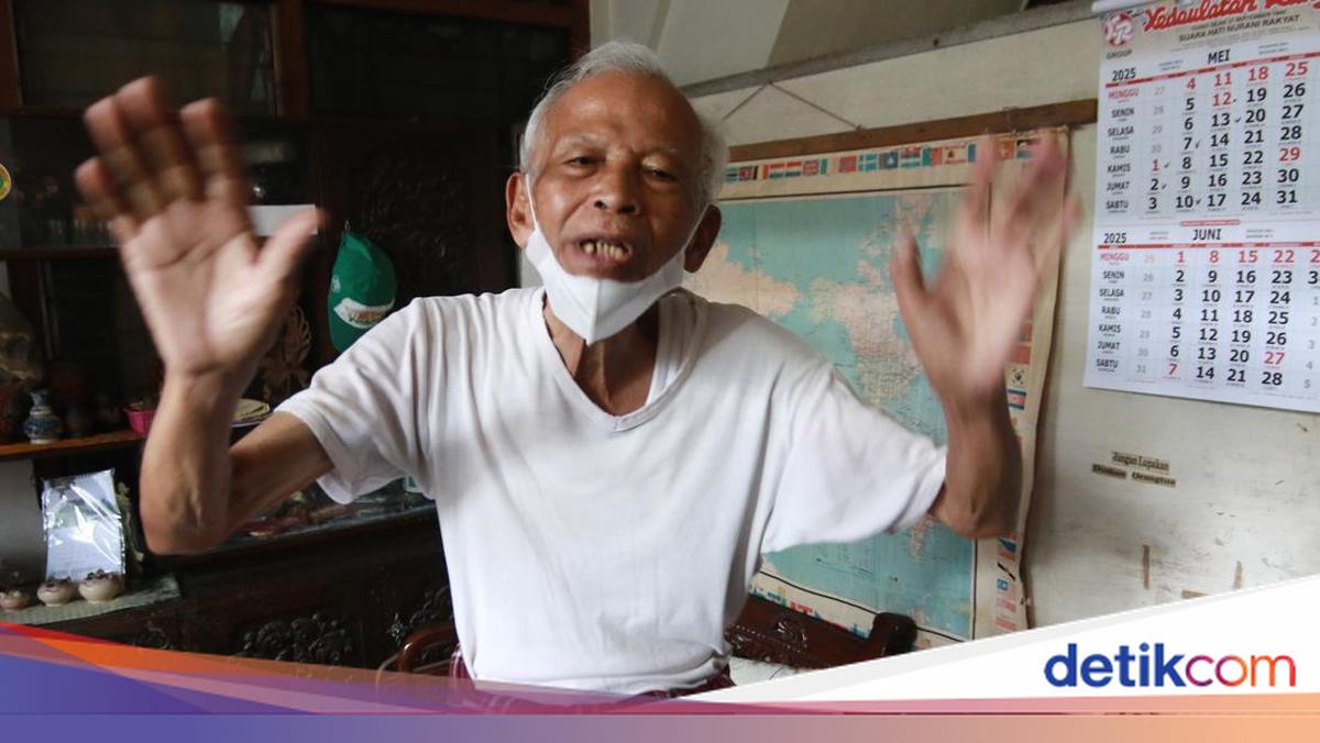Kasmudjo Tegaskan Tak Pernah Bimbing Skripsi Jokowi di UGM