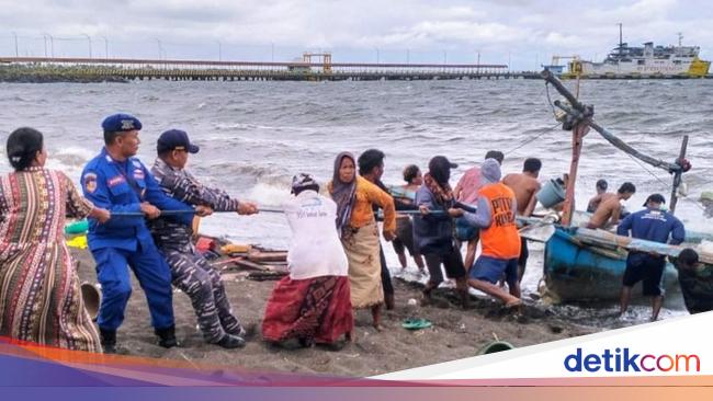 Satpolairud Polres Situbondo dan TNI AL Patroli Cegah Kriminalitas