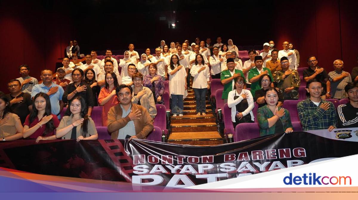 Kapolda Bali Nobar Film 'Sayap Sayap Patah 2' di Bioskop