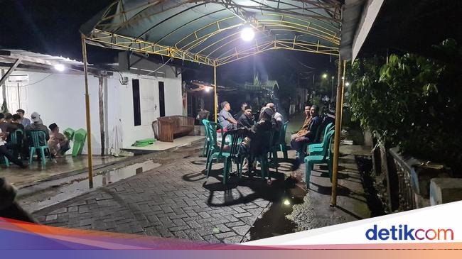 Suasana Duka Selimuti Rumah 4 Korban Tewas Laka ELF di Tawangmangu