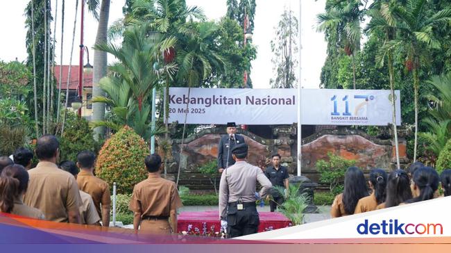 Dipimpin Mahayastra, Pemkab Gianyar Gelar Upacara Harkitnas ke-117