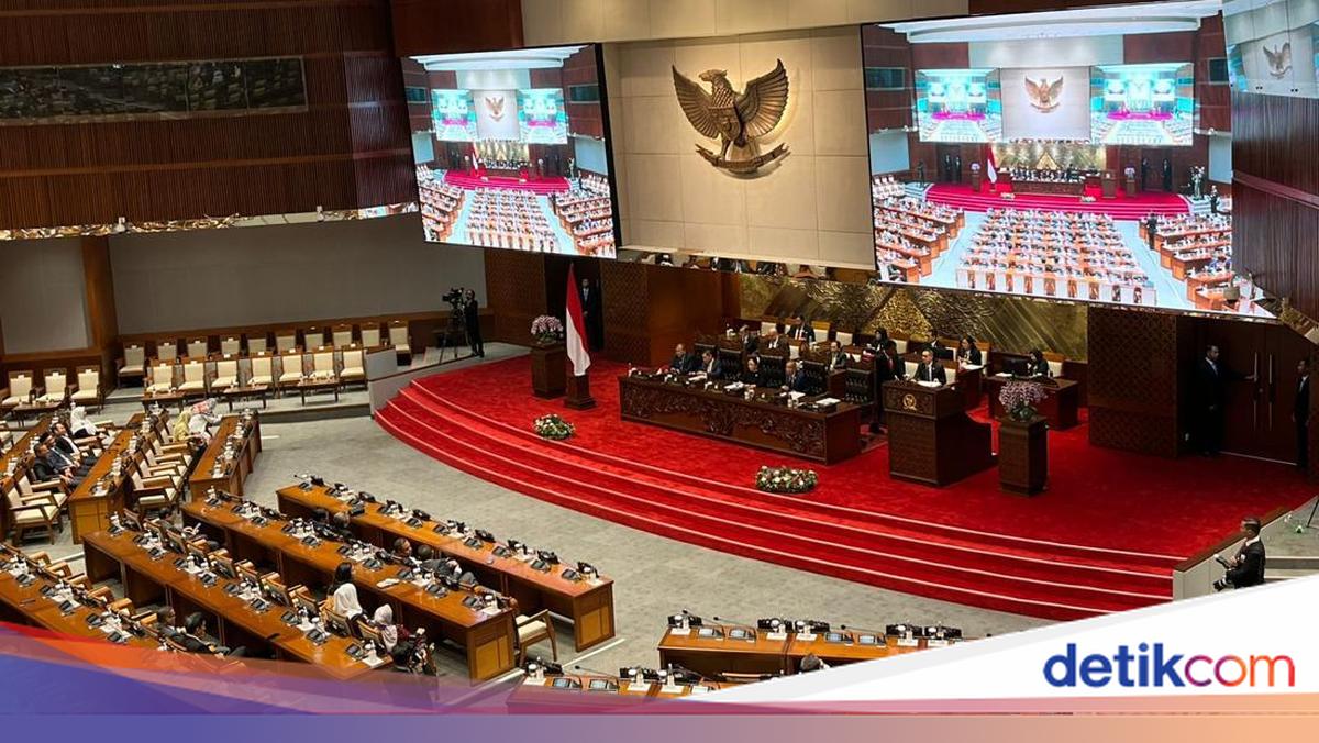 DPR Gelar Rapat Paripurna Hari Ini, 165 Anggota Hadir Langsung