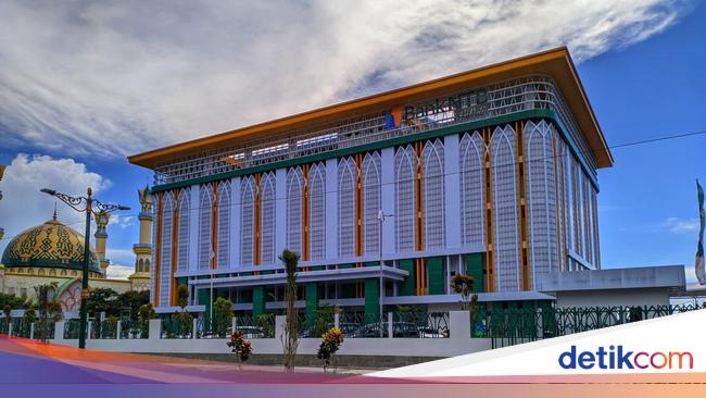 Gubernur Iqbal Tunjuk Nazaruddin Jadi Dirut Bank NTB Syariah