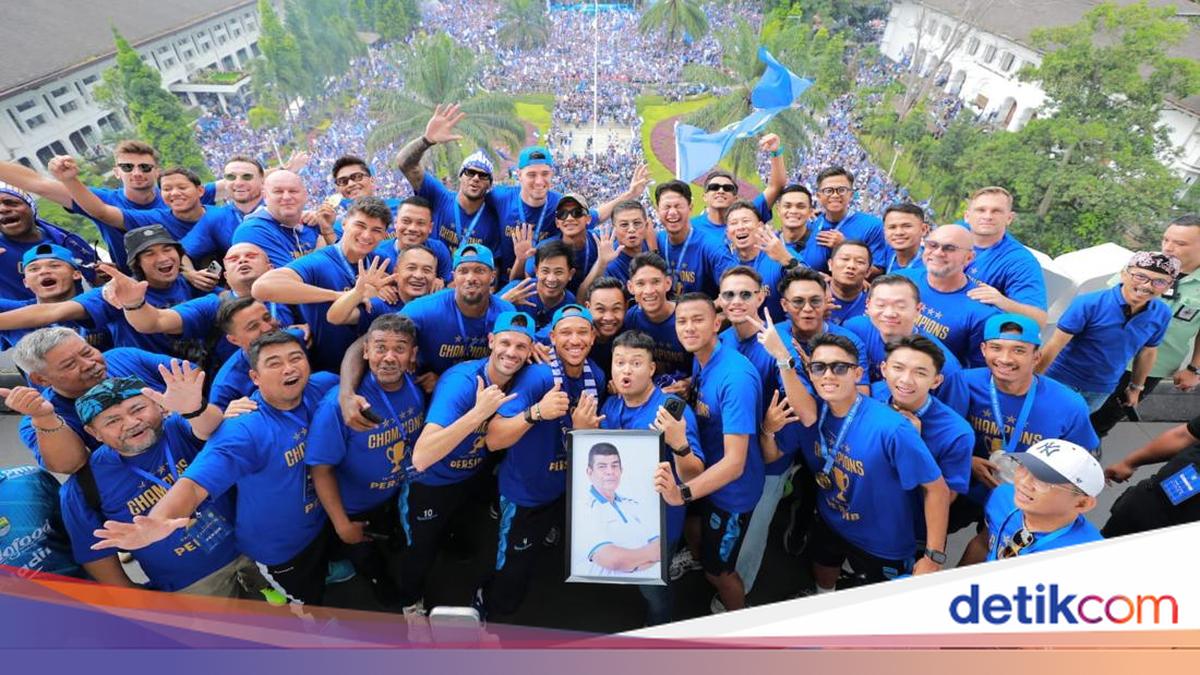 Setelah Angkat Trofi, Persib Ditinggal Para Pemain Kunci