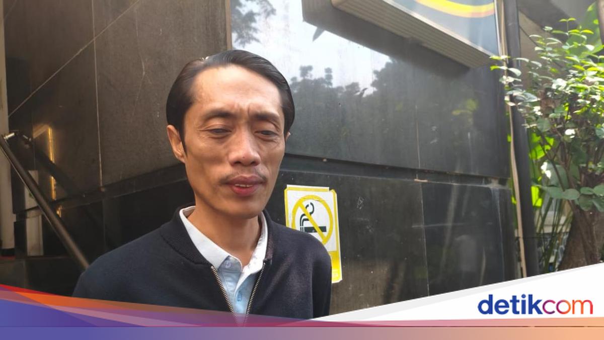 Diperiksa Lagi soal Laporan Ijazah Palsu Jokowi, Kader PSI Bawa 2 Flashdisk