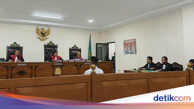 Annar Sampetoding Ajukan Jadi Tahanan Kota karena Alasan Kesehatan