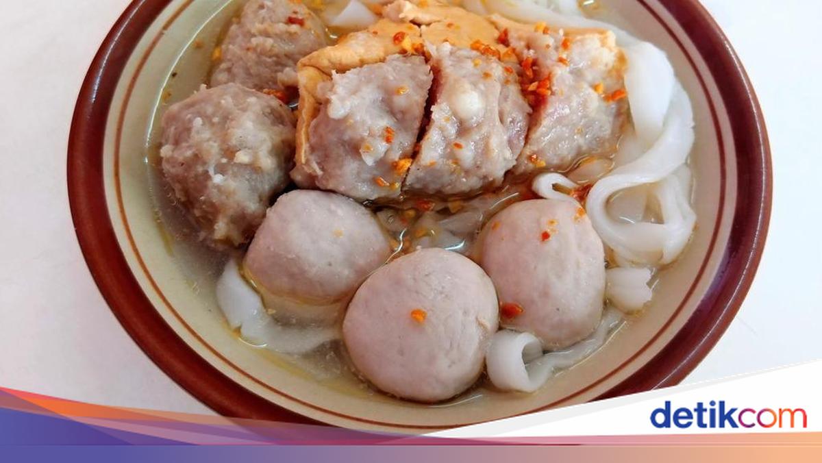Bakso Babi Berwarna Apa? Ini Bedanya dengan Bakso Daging Sapi
