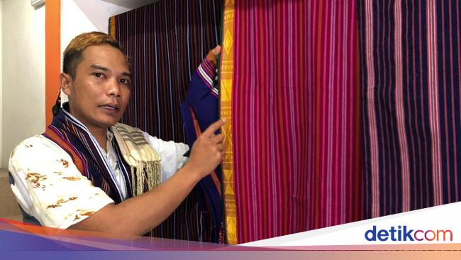 Kisah Andi Winata, Dirikan Galeri Tenun Solah untuk Selamatkan Tenun Lenek