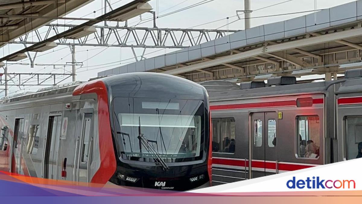KRL Baru dari China Beroperasi di Jalur Bogor & Cikarang Hari Ini!