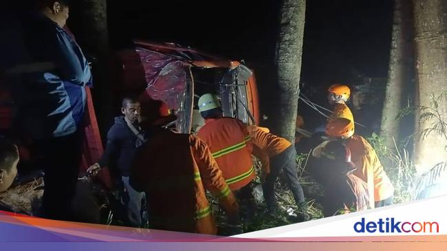 Sopir Truk Tangki Tewas Terjepit di Karangasem, Evakuasi Dramatis