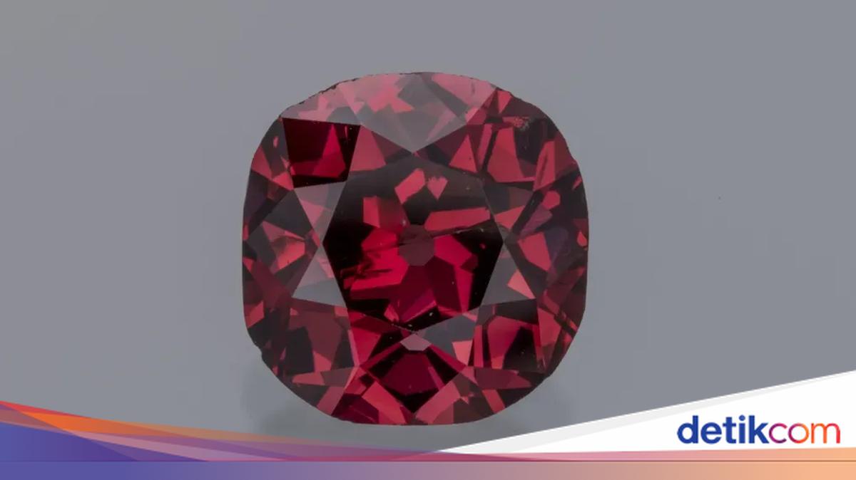 Bukan Ruby, Berlian Merah Super Langka Bernama Winston Red