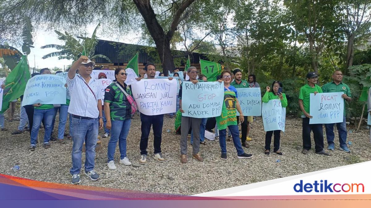 PPP se-NTT Desak Pemecatan Romahurmuziy, Disebut Rendahkan DPC