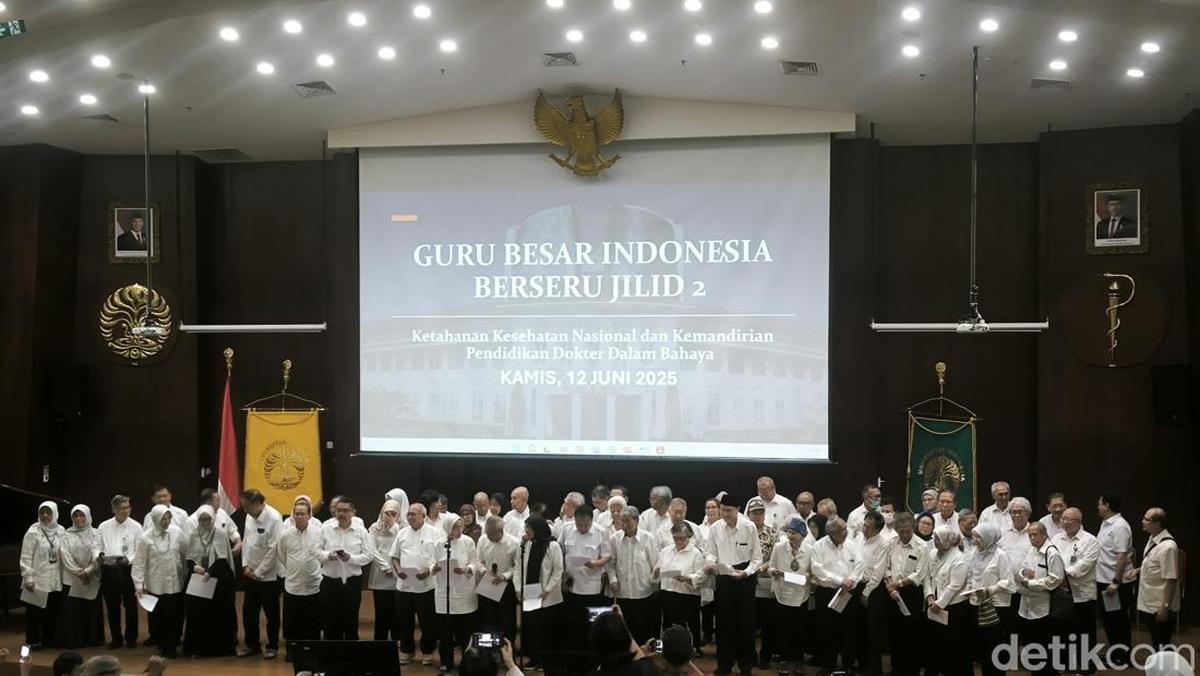 Protes Kebijakan Menkes, Sejumlah Guru Besar FKUI Ingin Temui Prabowo