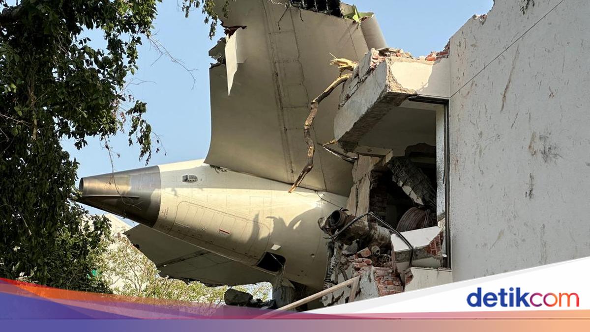 Percakapan Terakhir Pilot Air India Sebelum Pesawat Jatuh Tewaskan 279 ...