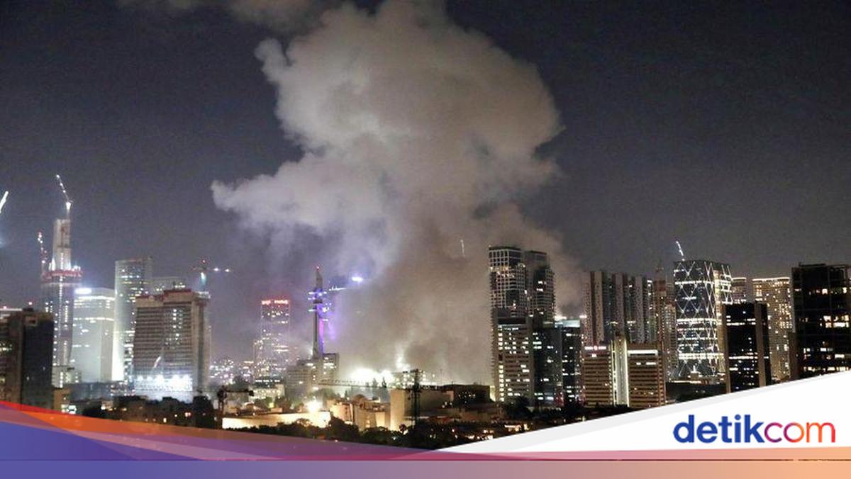 Ledakan Terjadi di Teheran, Israel Peringatkan Warga Iran Angkat Kaki