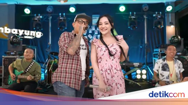 Lirik dan Makna Lagu Kawin Kontrak Duet Viral Hoho Alkaf & Lala Widy