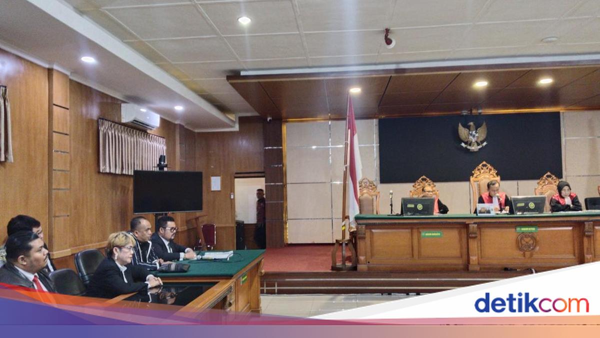 8 Fakta Terbaru Gugatan Lisa Kepada Ridwan Kamil