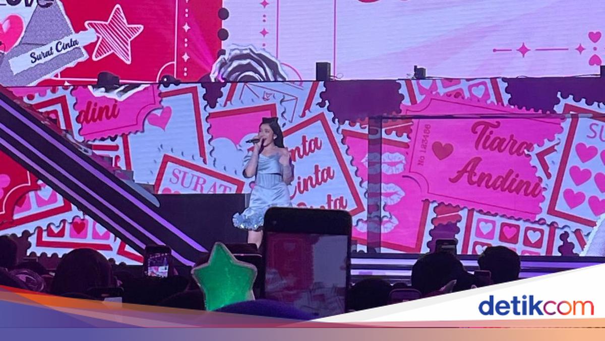 Dunia Cinta Tiara Andini Penuh Warna di Panggung Allo Bank Festival 2025