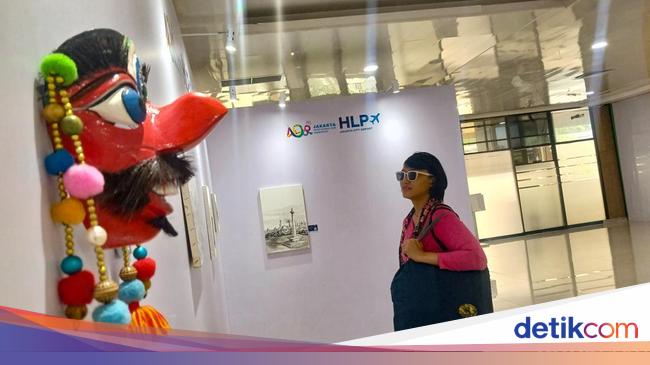 Karya Seniman Indonesia Hadir di Bandara Halim