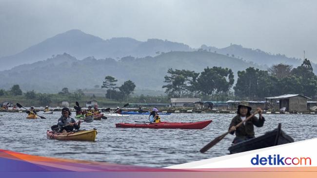 Hits! Wisata Kayak di Waduk Saguling Jadi Primadona Baru Bandung Barat