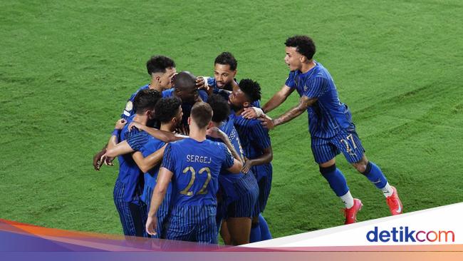 Menang 4-3 Lewat Extra Time, Al Hilal Pulangkan Man City
