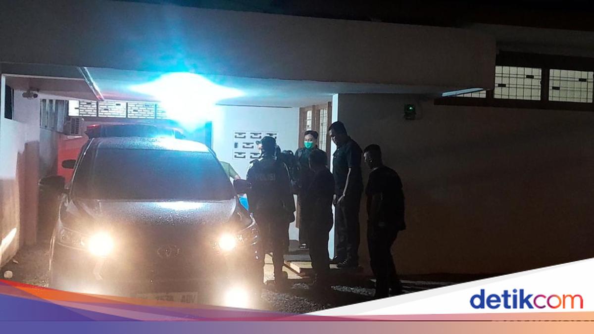 Geledah Rumah di Dekat Kantor Dinas PUPR Sumut 3 Jam, KPK Bawa 1 Koper