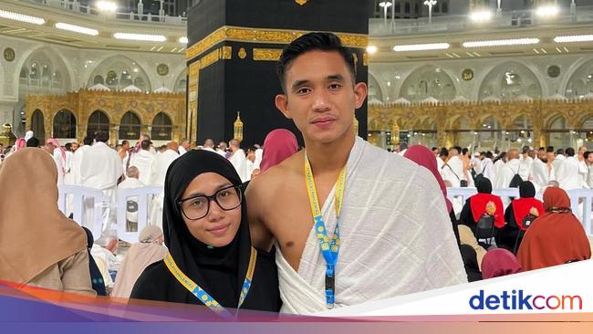 Rizky Ridho Bulan Madu Sambil Umrah Bareng Istri