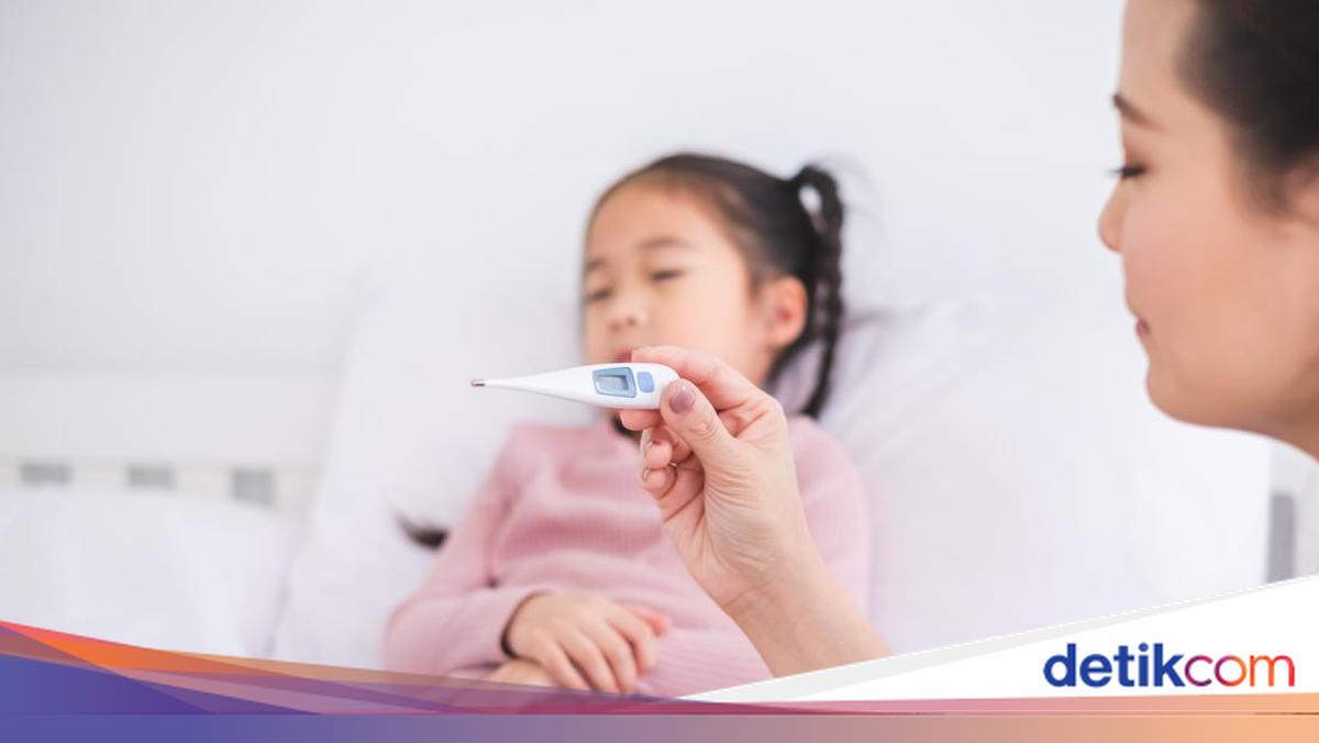 7 Cara Menurunkan Demam dengan Cepat pada Anak dan Orang Dewasa